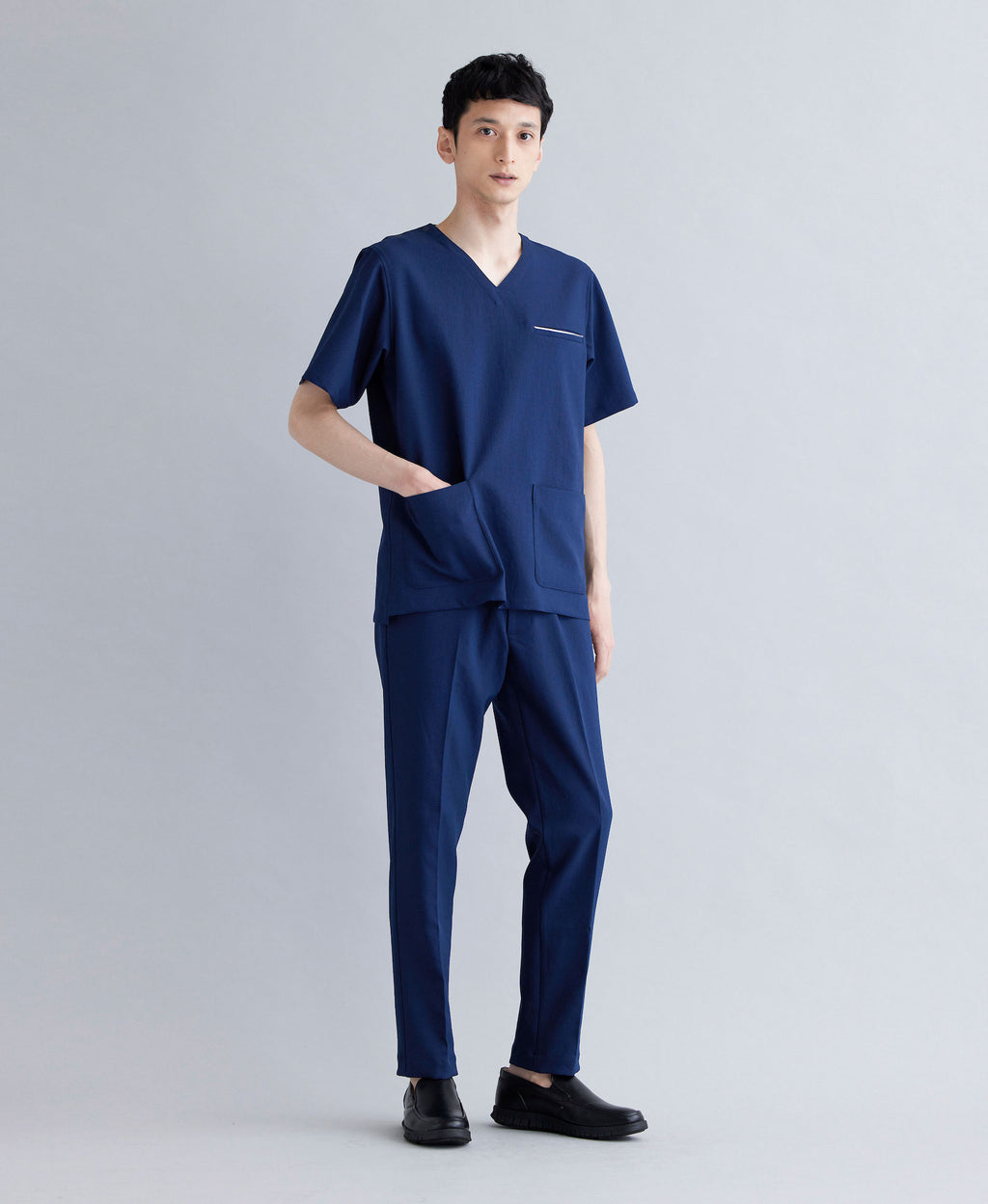 ストレッチ スクラブシャツ – 白衣・スクラブ・医療用メディカルウェアブランドKLUG[クリュッグ]